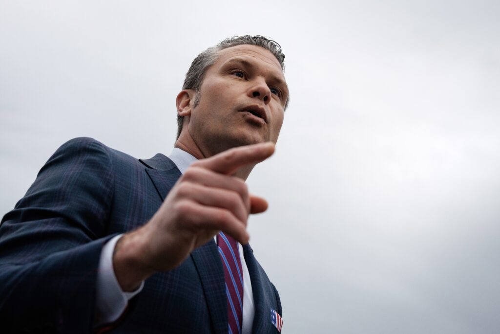 Hegset sazvao sastanak bez presedana, niko ne zna razlog