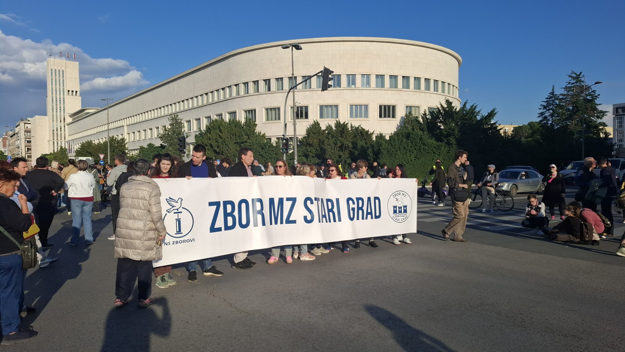 Danas 30 minuta blokade 30 raskrsnica u Novom Sadu