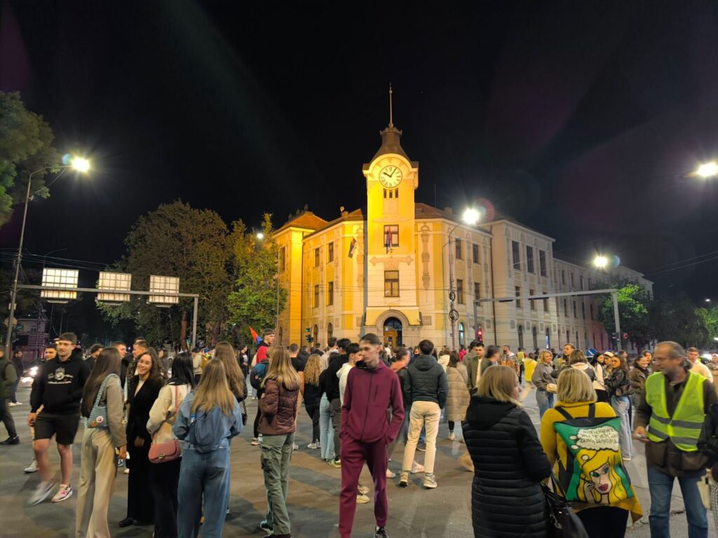 BLOG UŽIVO Studenti blokirali zgradu suda u Nišu, sutra protest ispred ...