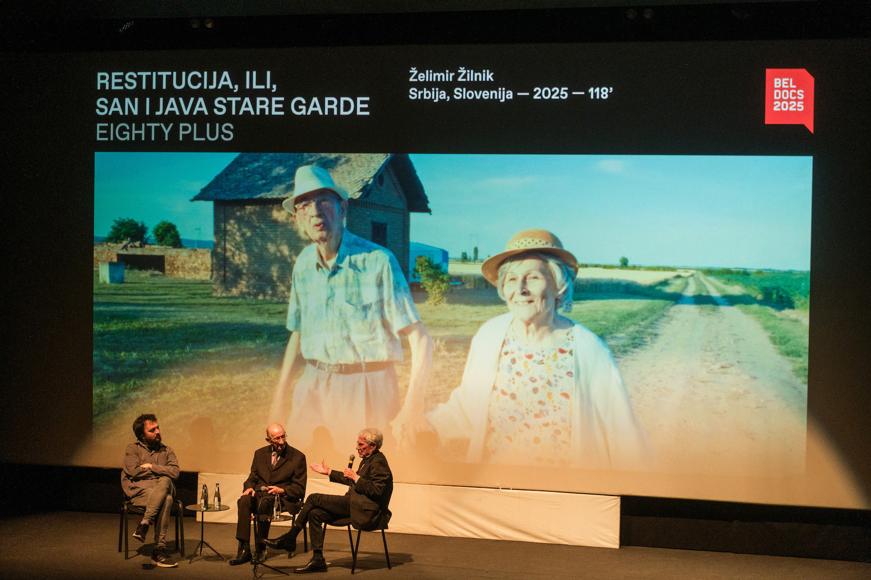 Film Želimira Žilnika otvorio Beldoks, sa bine poslata snažna poruka: Oslobodite Mariju Vasić iz ...