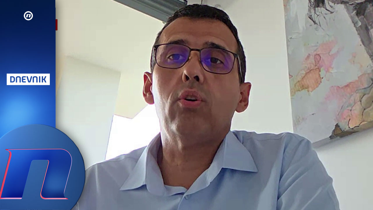 U Novom Sadu i ministar prosvete dočekan po već ustaljenoj proceduri ...