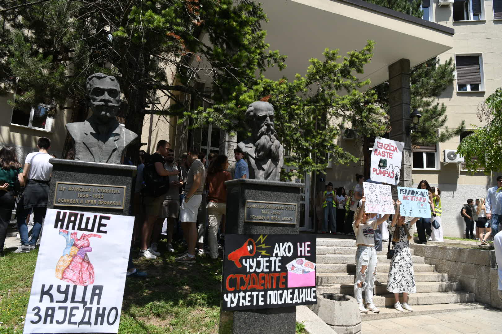 Studenti Medicinskog fakulteta u Beogradu: Nova dekanka nam zabranila da izlazimo na 16 minuta ...