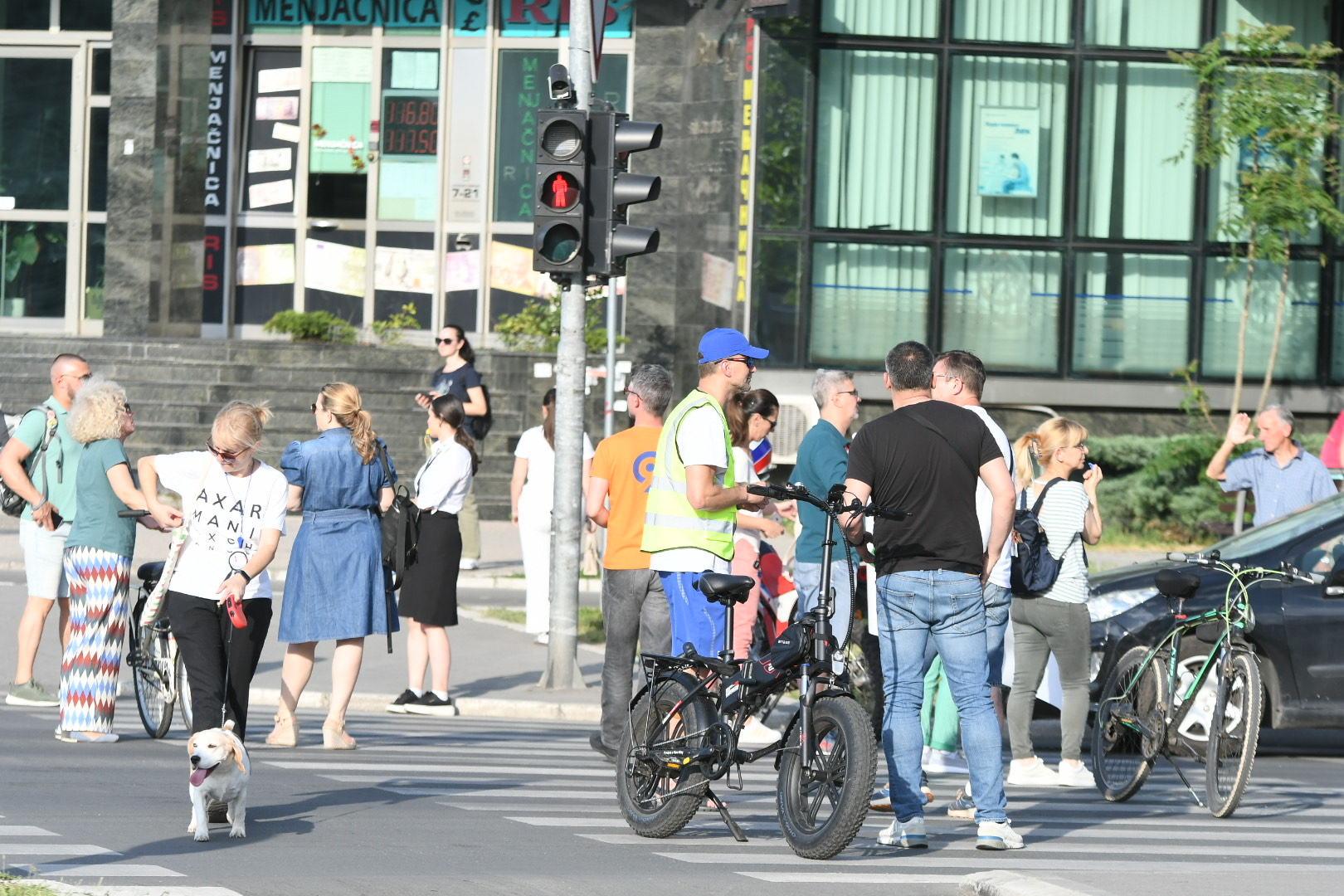 Danas finalna blokada raskrsnice u Novom Sadu: Svih 30 zborova građana mesnih zajednica na ulici