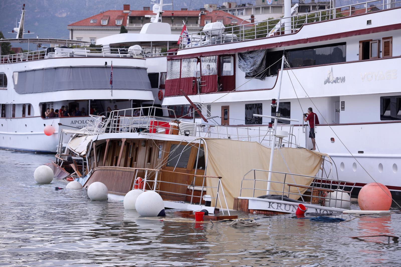 Potpuni haos u Splitu: Nevreme, poplave, grad