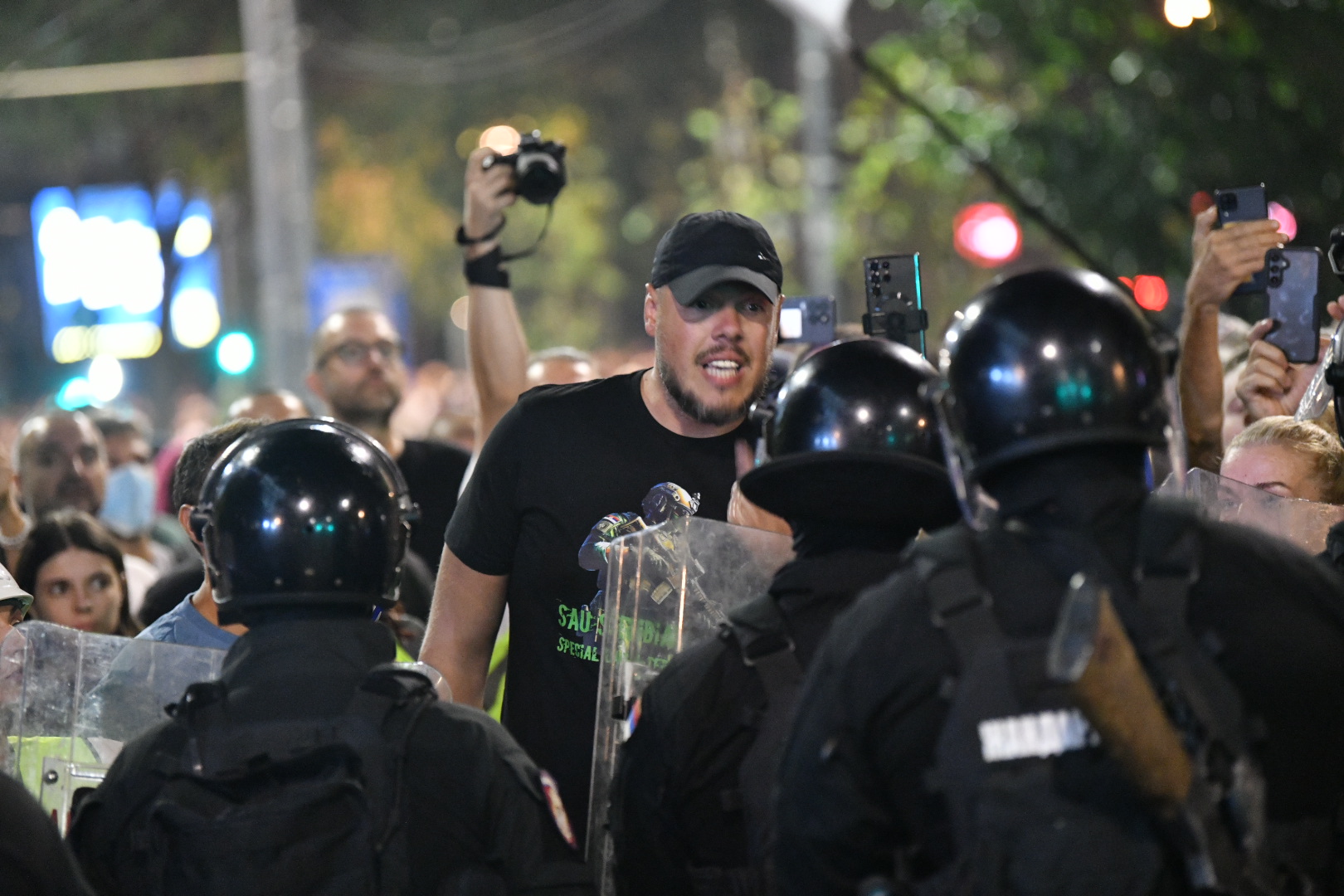 Vladimir Štimac za Nova.rs o haosu na protestima u Srbiji