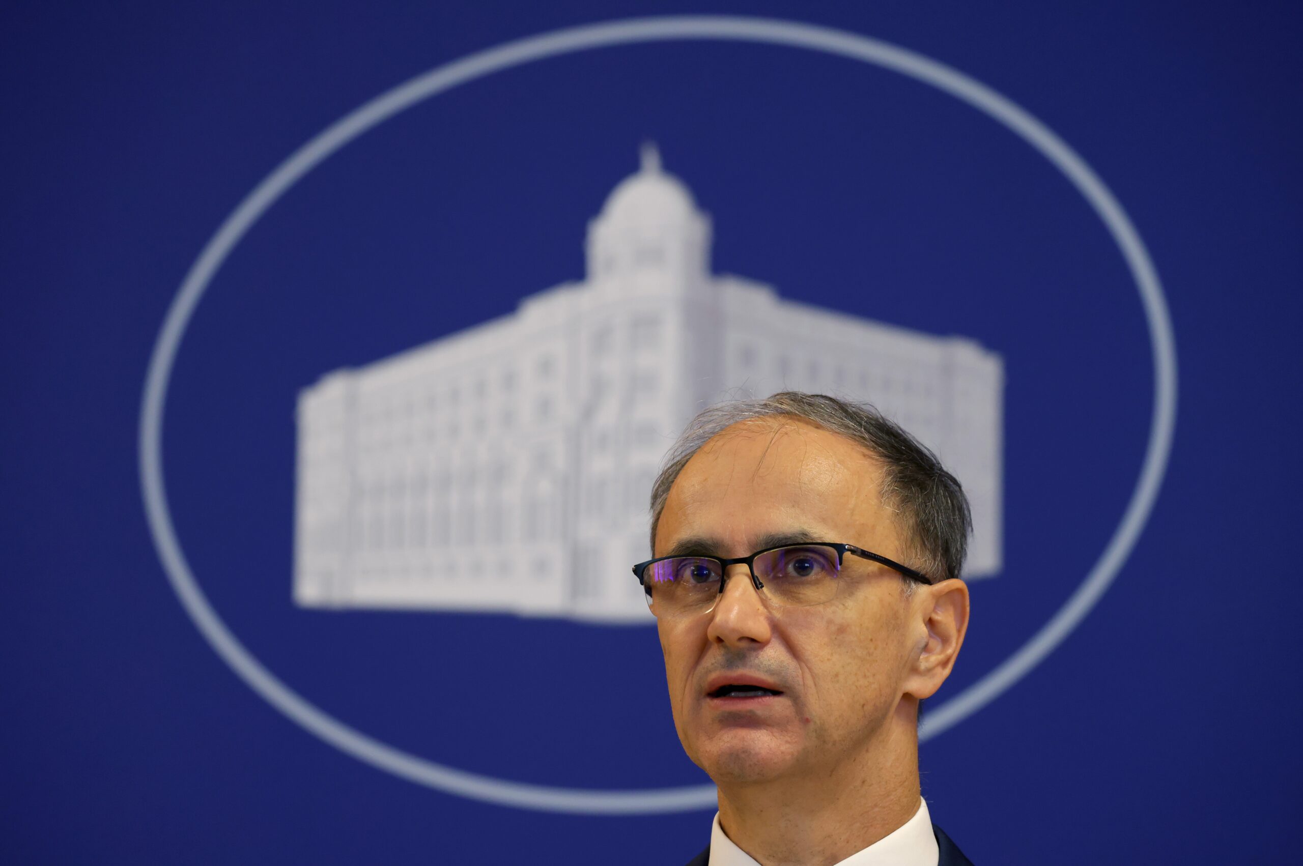 Đuro Macut pokušao da priđe Vučiću, reakcija obezbeđenja sve govori