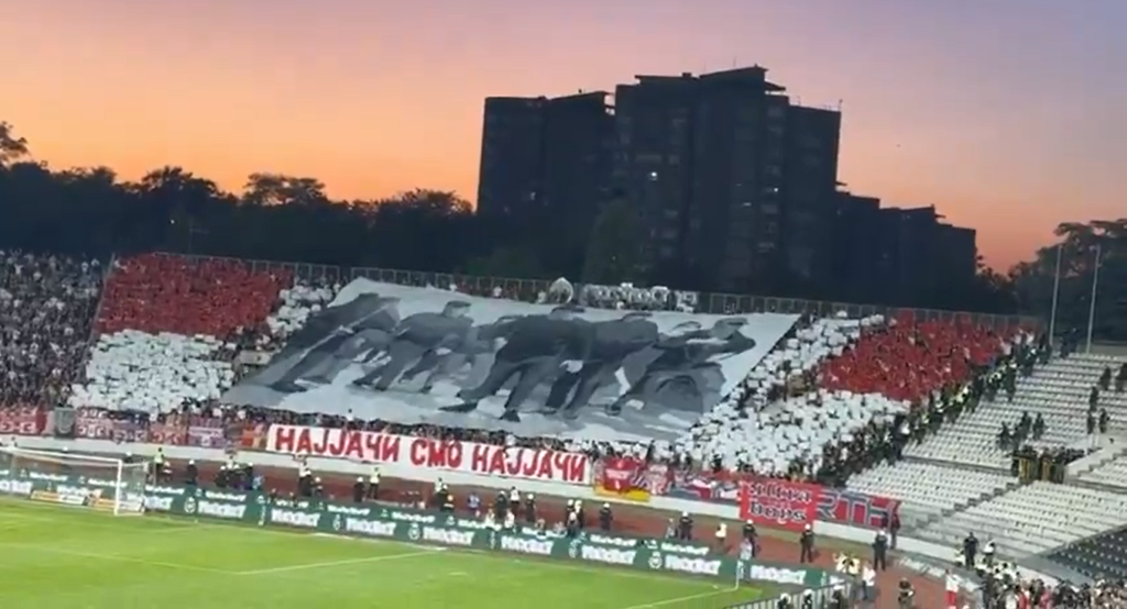 VIDEO Provokativna koreografija navijača Zvezde: Fantomke